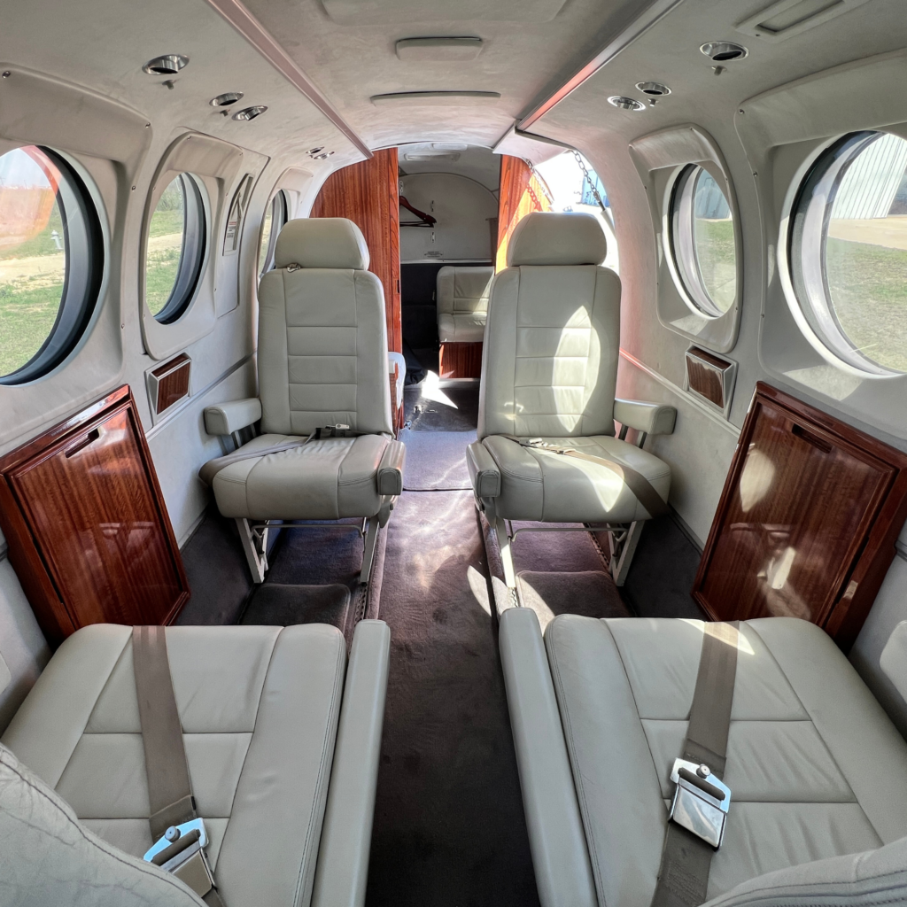 Beechcraft King Air F90 - LIFT Aviation